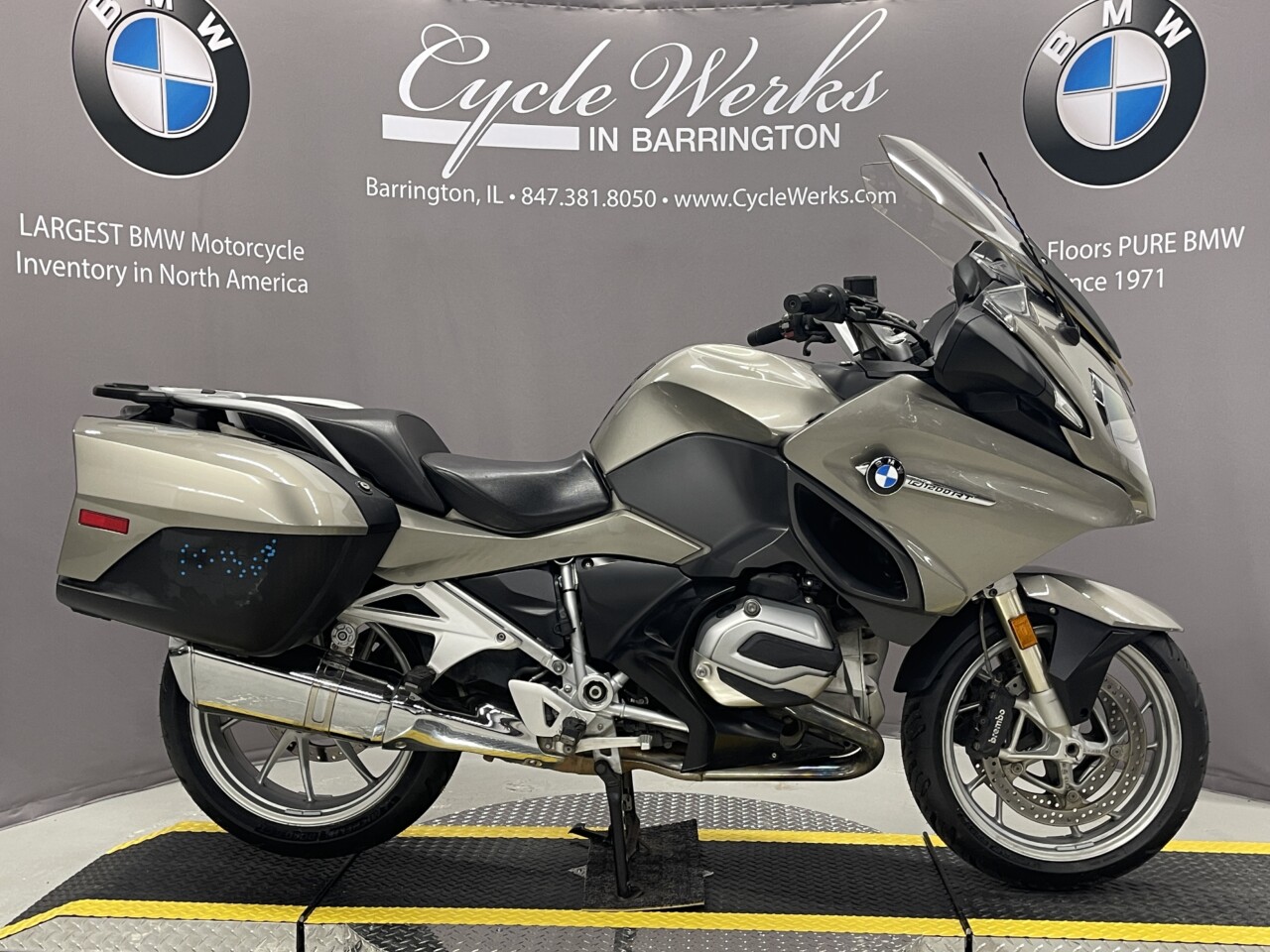 2016 BMW R1200RT | Used Motorcycle For Sale | Barrington, IL - Cycle Werks