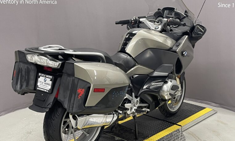 2016 BMW R1200RT | Used Motorcycle For Sale | Barrington, IL - Cycle Werks