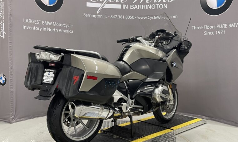 2016 BMW R1200RT | Used Motorcycle For Sale | Barrington, IL - Cycle Werks